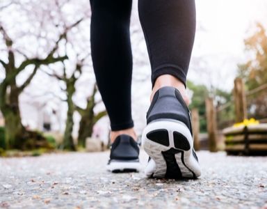 7 ways walking can boost creativity - proven by science - Healthista