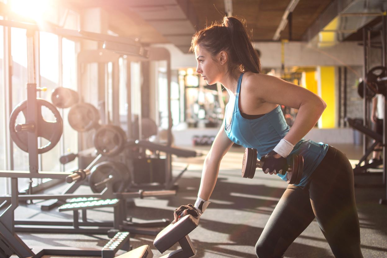 6 strength training benefits everyone should know about - Healthista